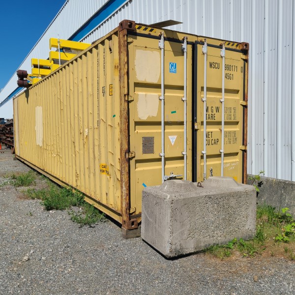 SHIPPING CONTAINERS